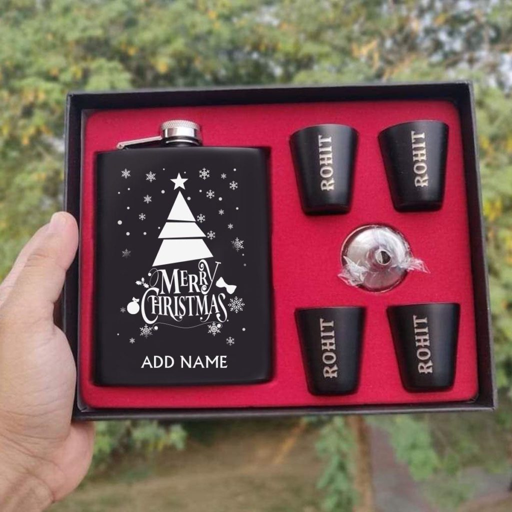 Customized Christmas Hip Flask Set – HoMafy