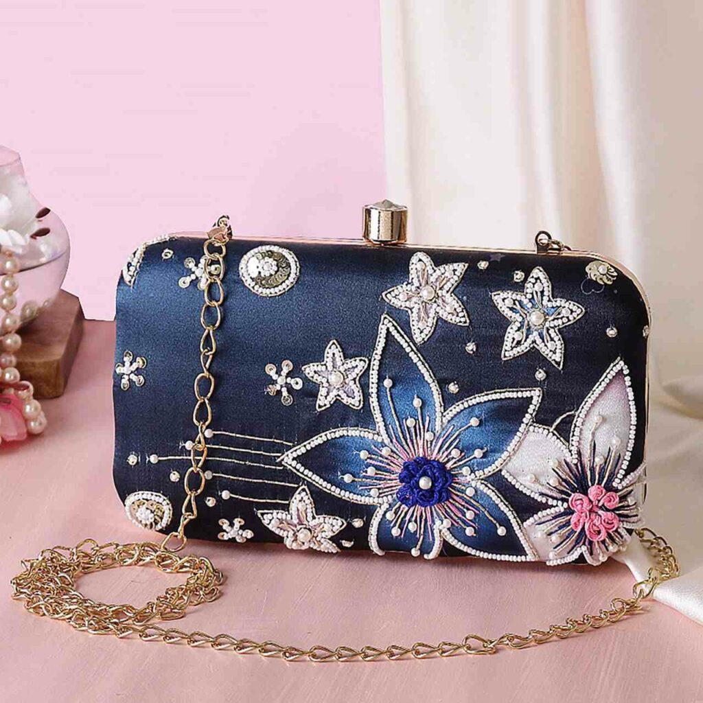 Customized Printed Embroidered Clutch - HoMafy