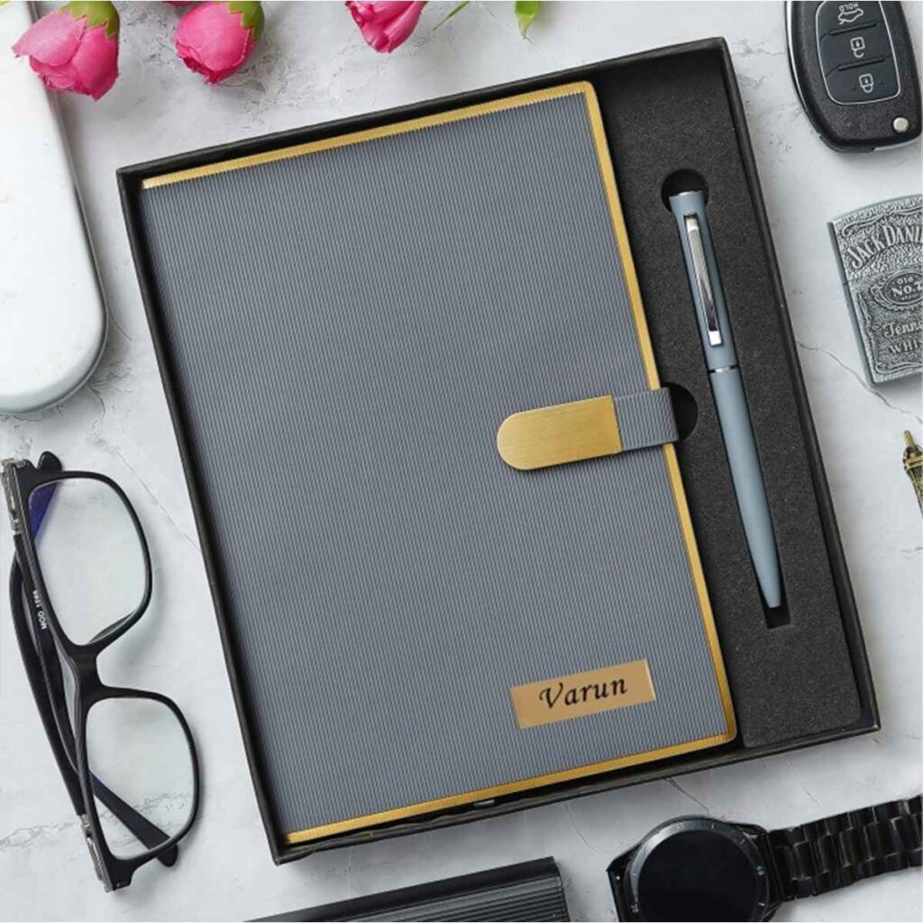 Customized Photo Diary & Pen Combo Set - HoMafy